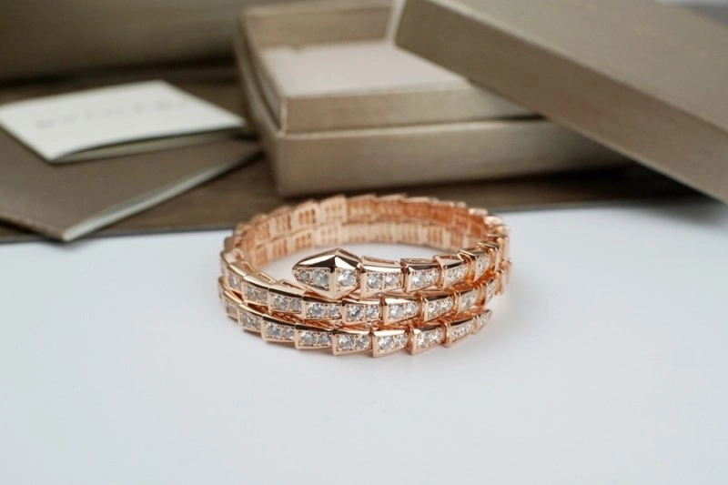 Low-cost Bvlgari Bracelets