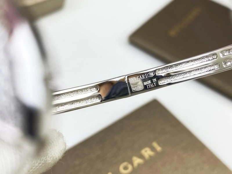 Low-cost Bvlgari Bracelets