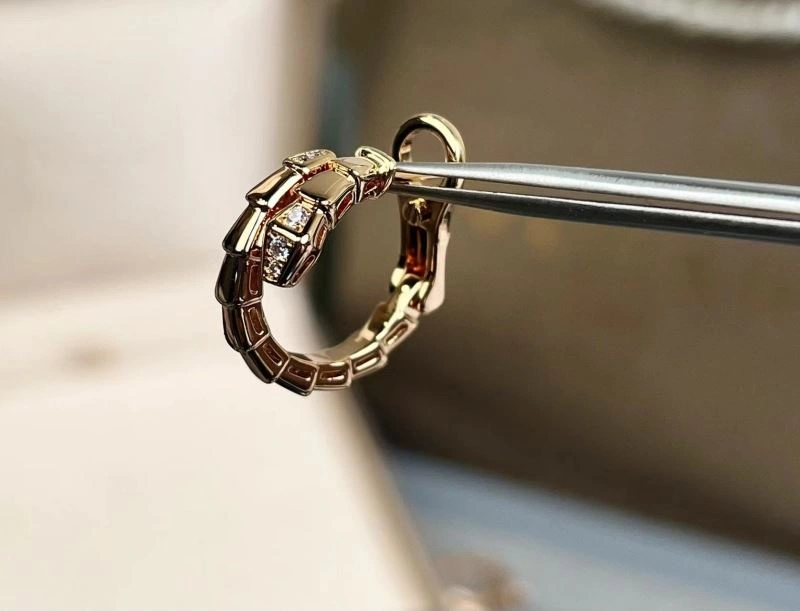 Top mirror Bvlgari Earrings