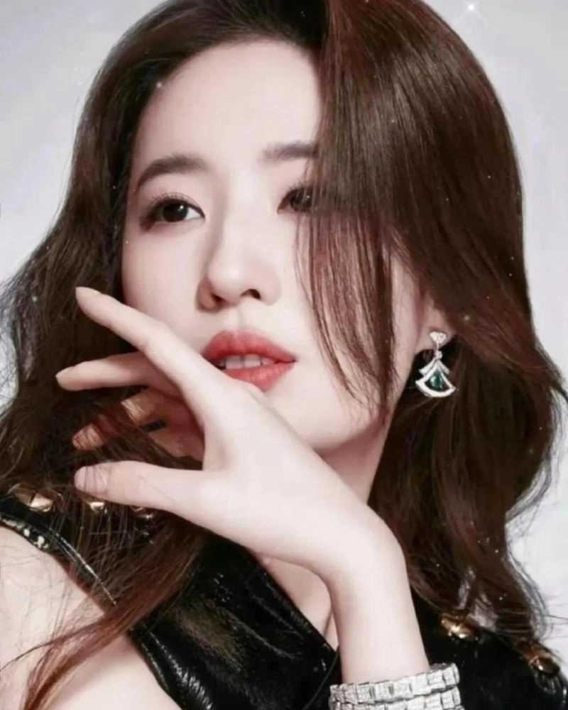 Indistinguishable Bvlgari Earrings