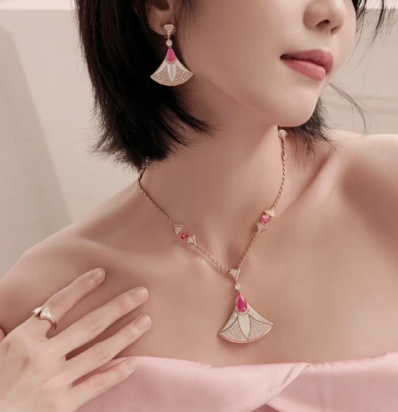 Indistinguishable Bvlgari Earrings