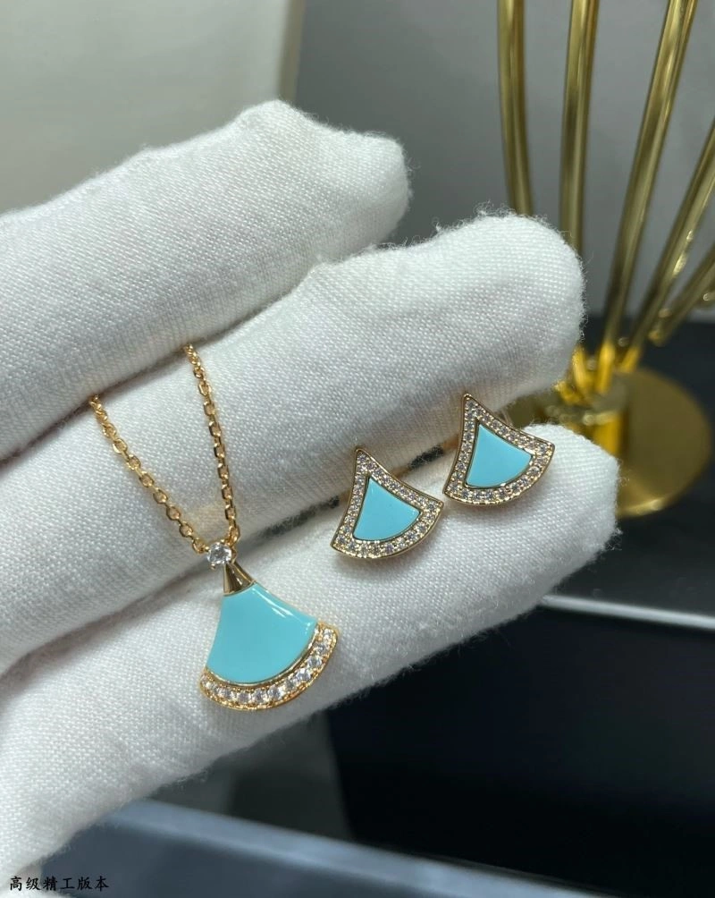 Indistinguishable Bvlgari Earrings
