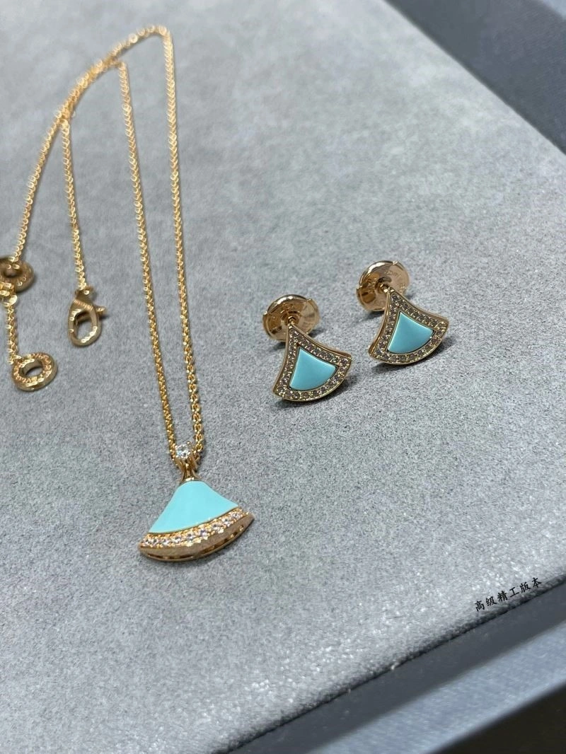 High fidelity Bvlgari Earrings
