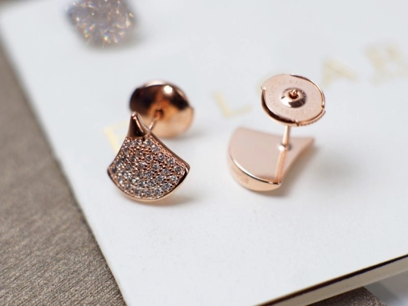 Accurate model Bvlgari Earrings
