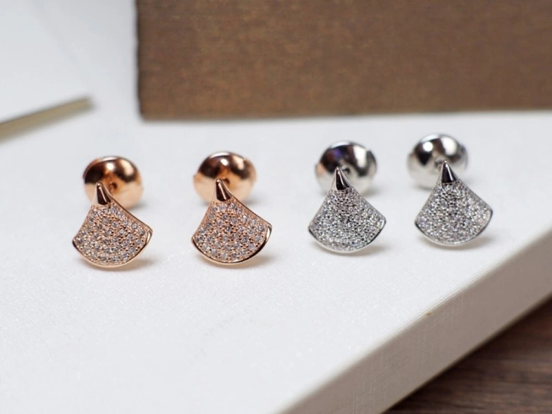 Accurate model Bvlgari Earrings