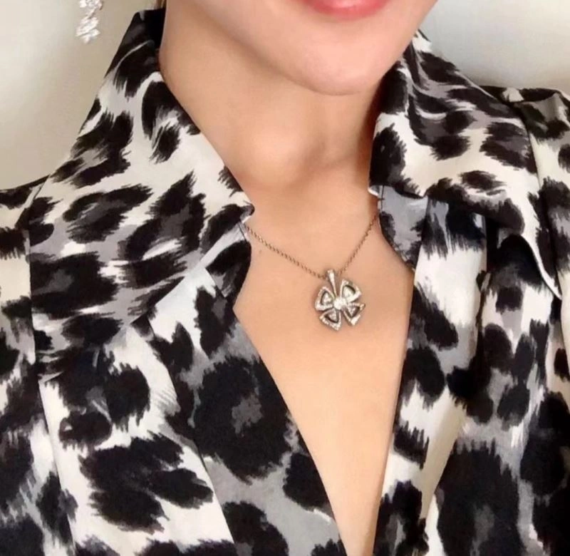 Reasonably priced Bvlgari Necklaces