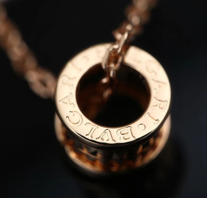 Accurate model Bvlgari Necklaces