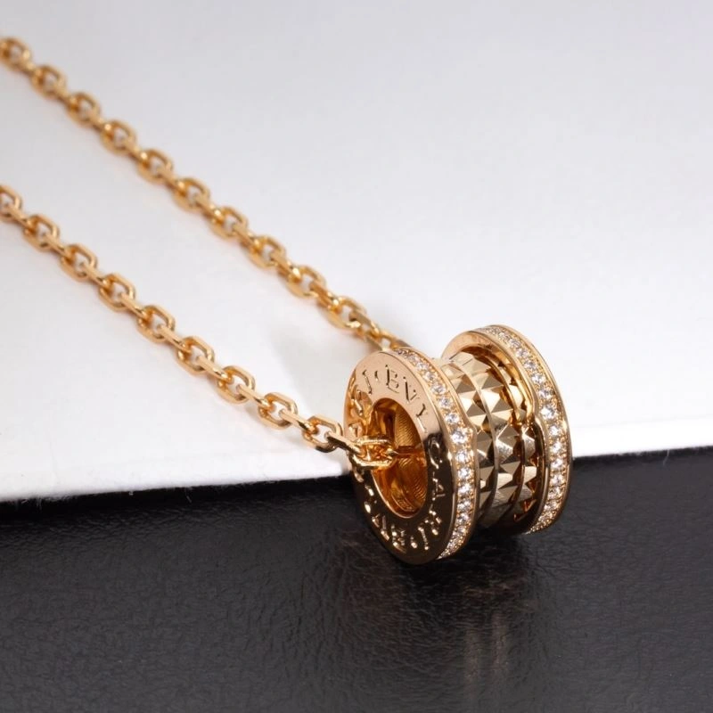 Discounted Bvlgari Necklaces