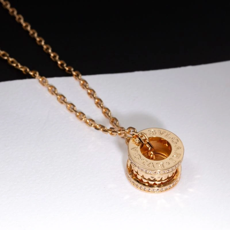Discounted Bvlgari Necklaces