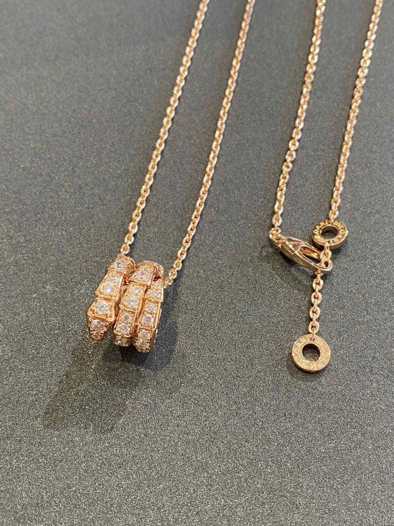 Economical Bvlgari Necklaces