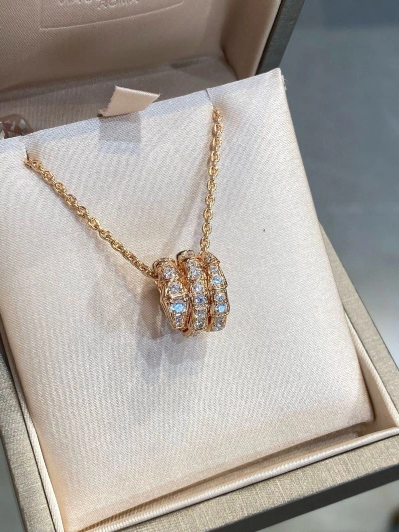 Economical Bvlgari Necklaces