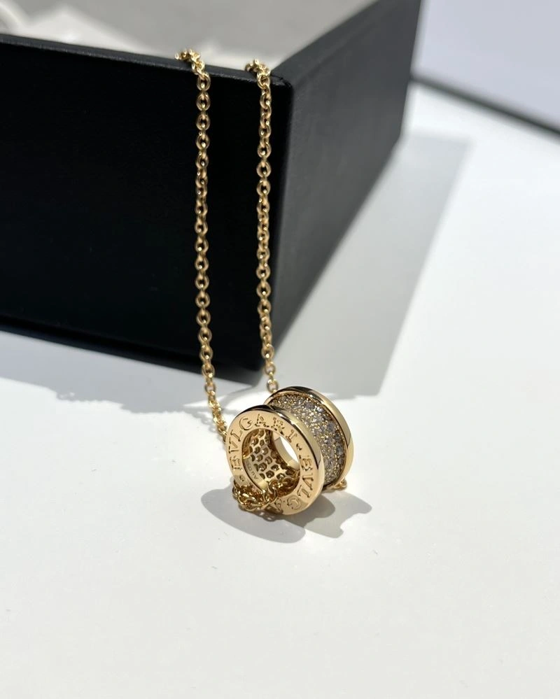 Discounted Bvlgari Necklaces