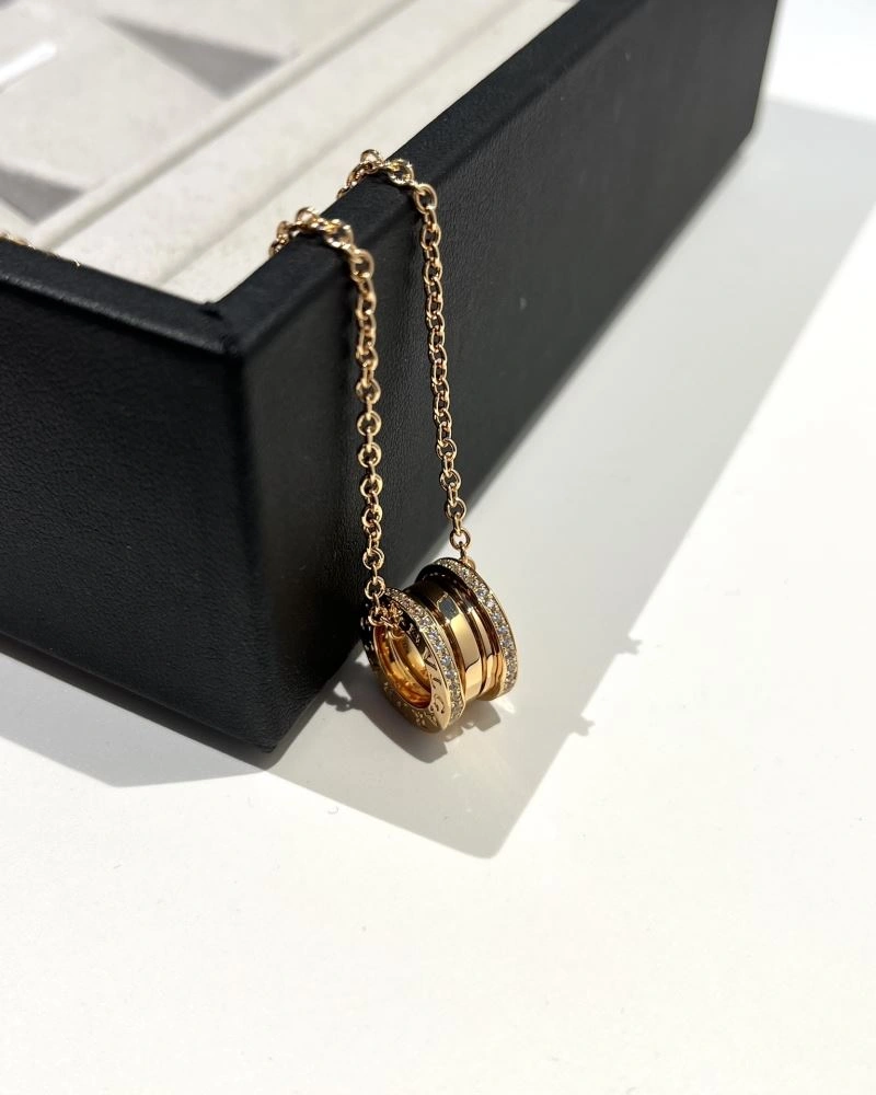 Budget-friendly Bvlgari Necklaces