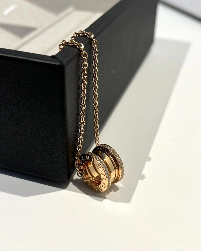 Budget-friendly Bvlgari Necklaces