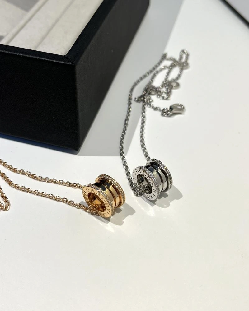 Discounted Bvlgari Necklaces