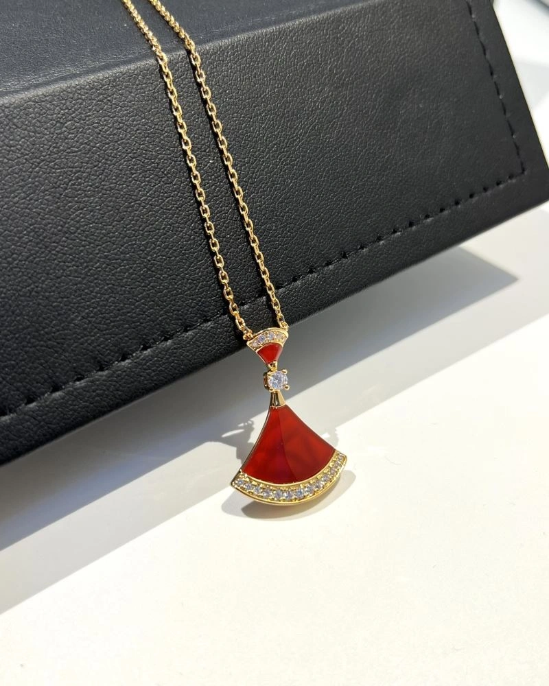 Top mirror Bvlgari Necklaces