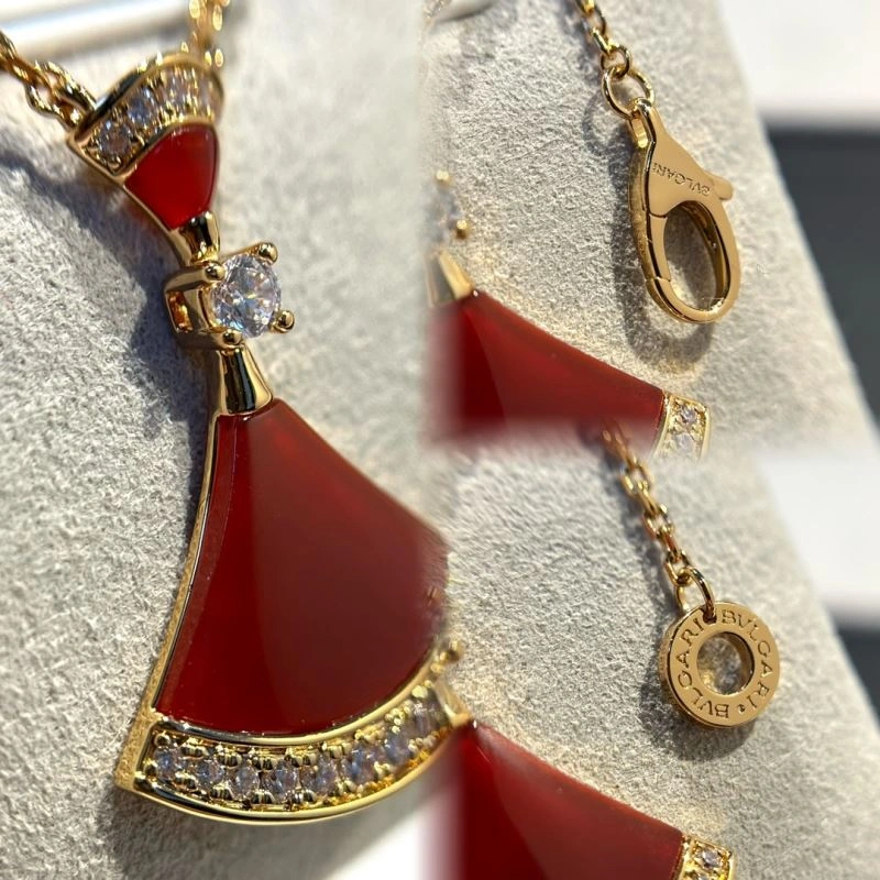 Top mirror Bvlgari Necklaces