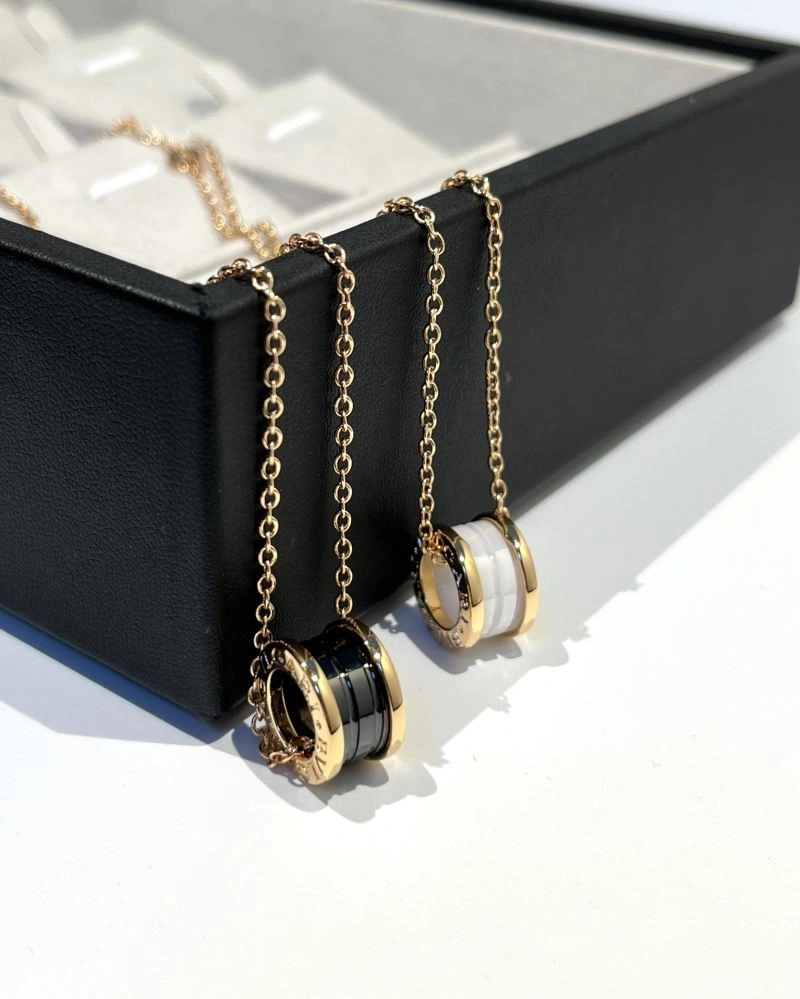 Cut-rate Bvlgari Necklaces