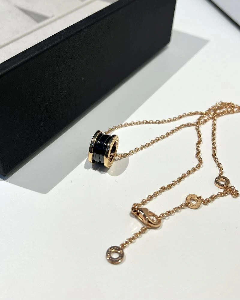 Cut-rate Bvlgari Necklaces