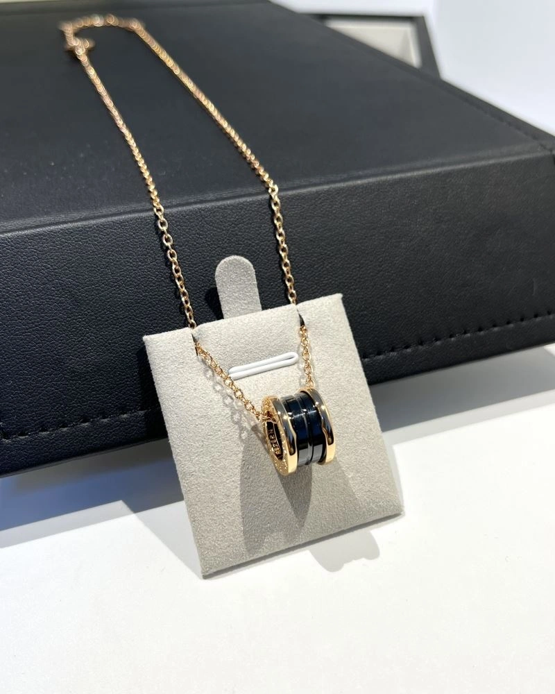 Cut-rate Bvlgari Necklaces