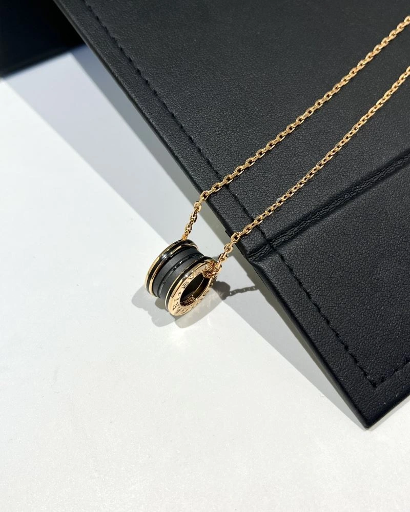 Accurate model Bvlgari Necklaces