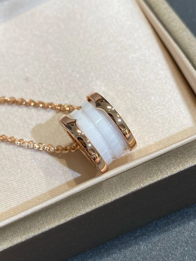 Exact replica Bvlgari Necklaces