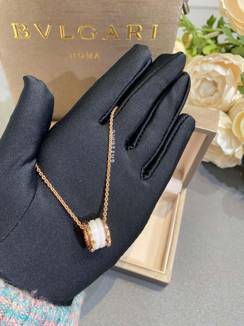 Exact replica Bvlgari Necklaces