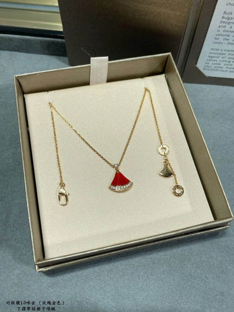 Real Bvlgari Necklaces