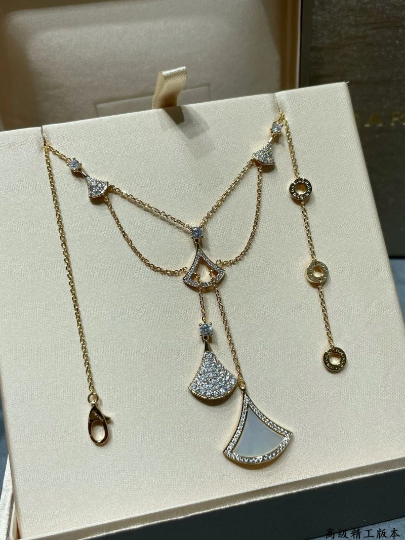 Affordable Bvlgari Necklaces