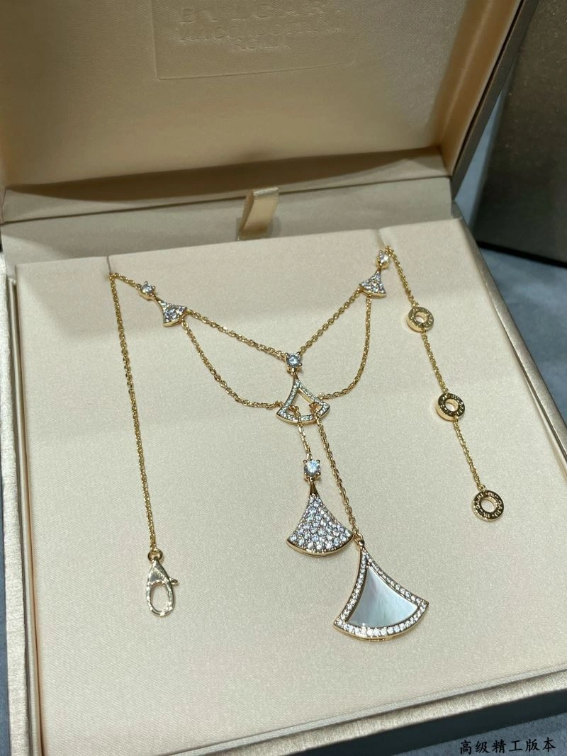 Affordable Bvlgari Necklaces
