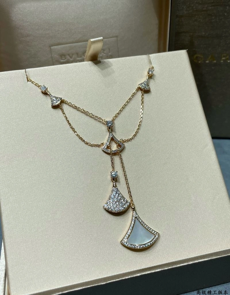 Affordable Bvlgari Necklaces