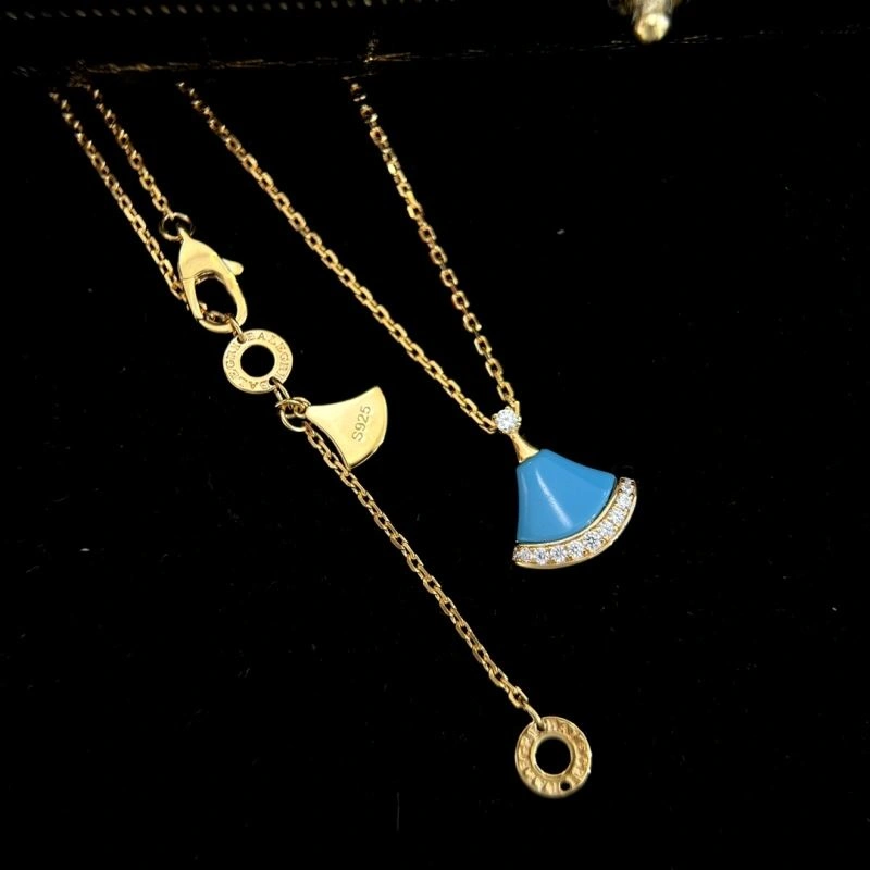 Real Bvlgari Necklaces