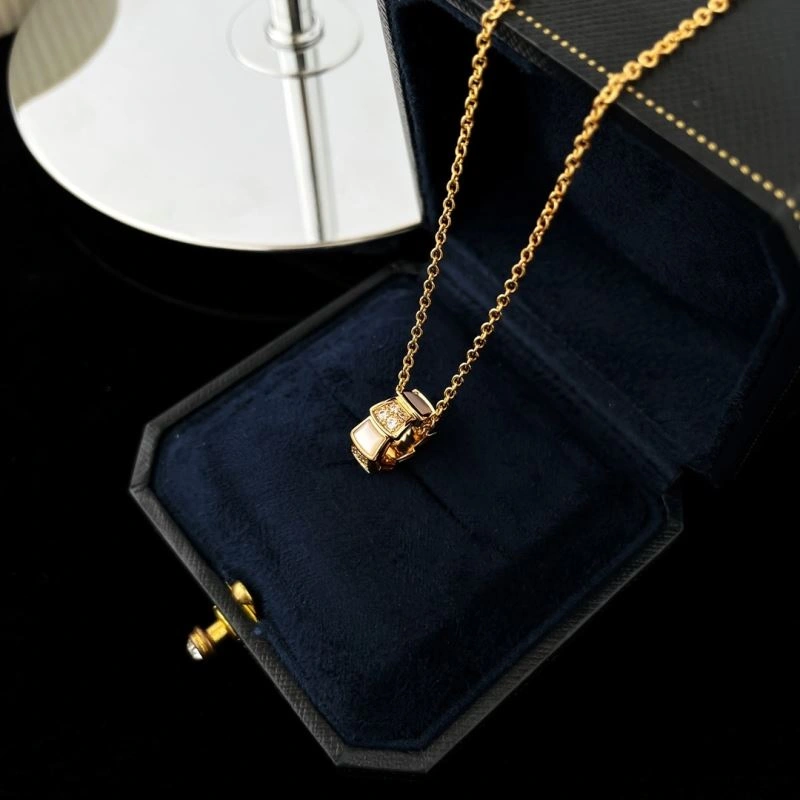 Perfect replica Bvlgari Necklaces