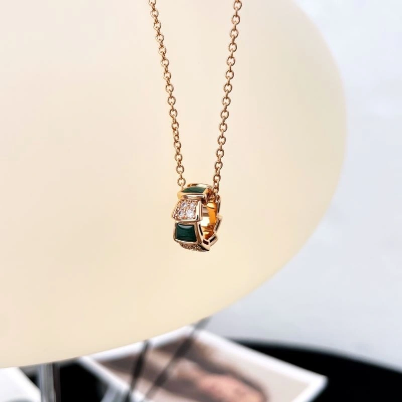 Perfect replica Bvlgari Necklaces