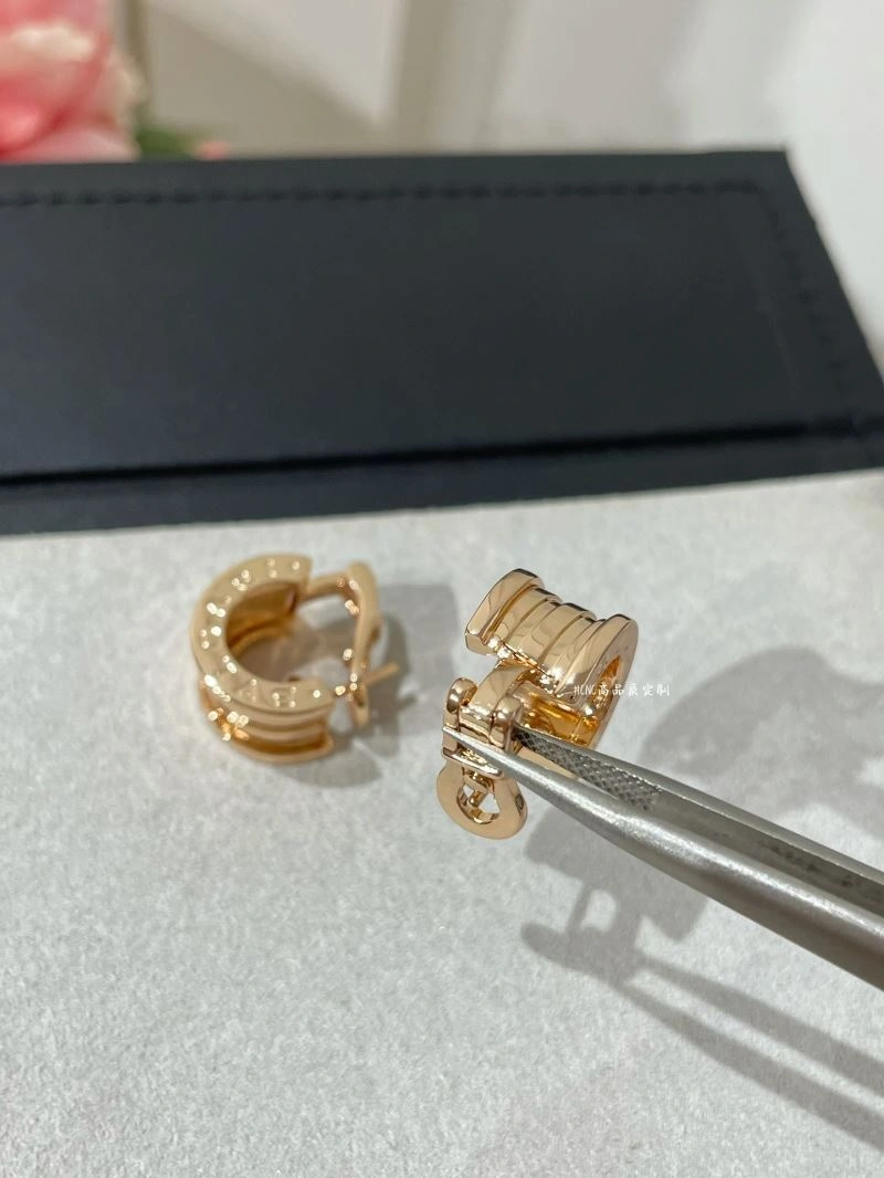 Legit Bvlgari Necklaces