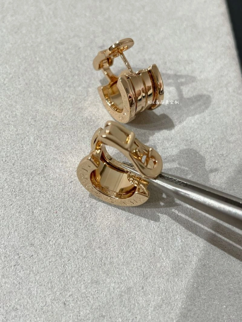 Legit Bvlgari Necklaces