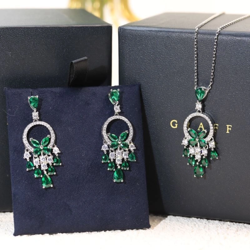 Value-priced Bvlgari Necklaces