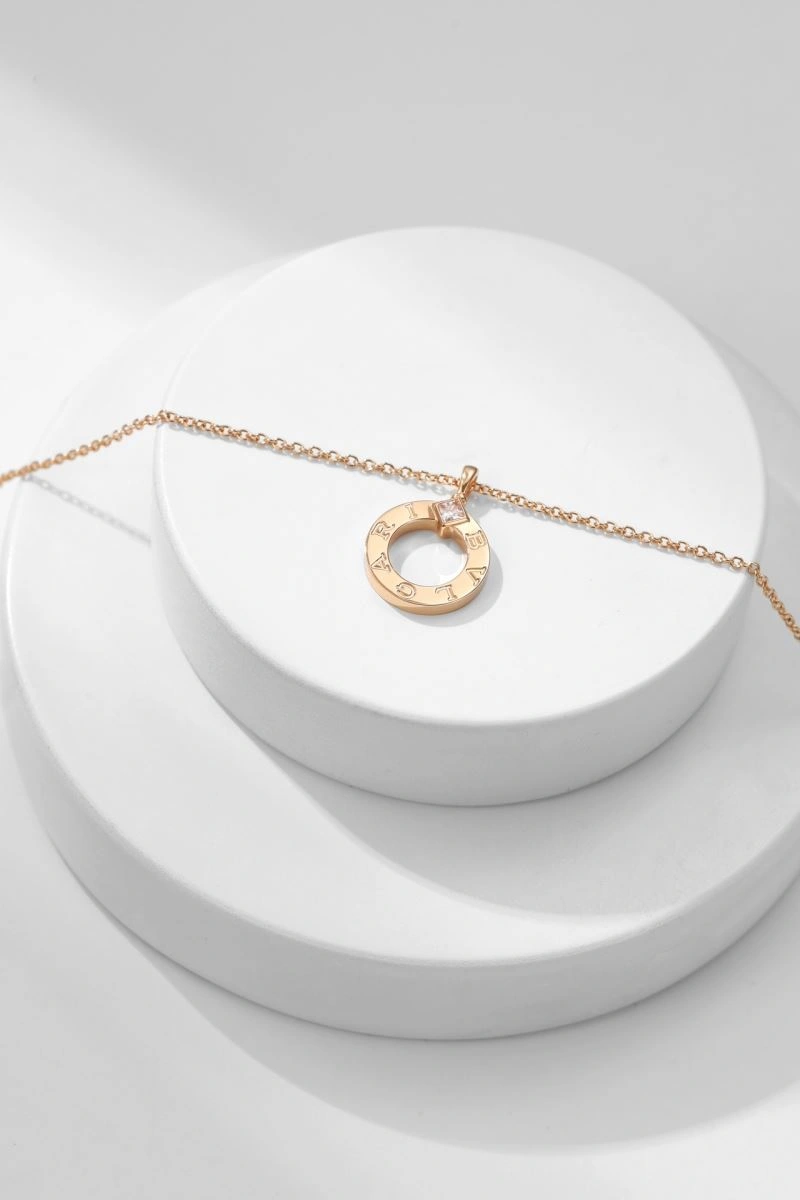 Discounted Bvlgari Necklaces