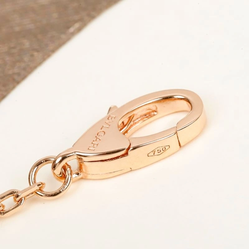 Accurate model Bvlgari Necklaces