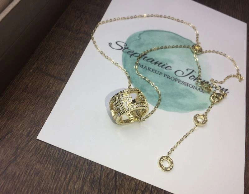 Bargain Bvlgari Necklaces