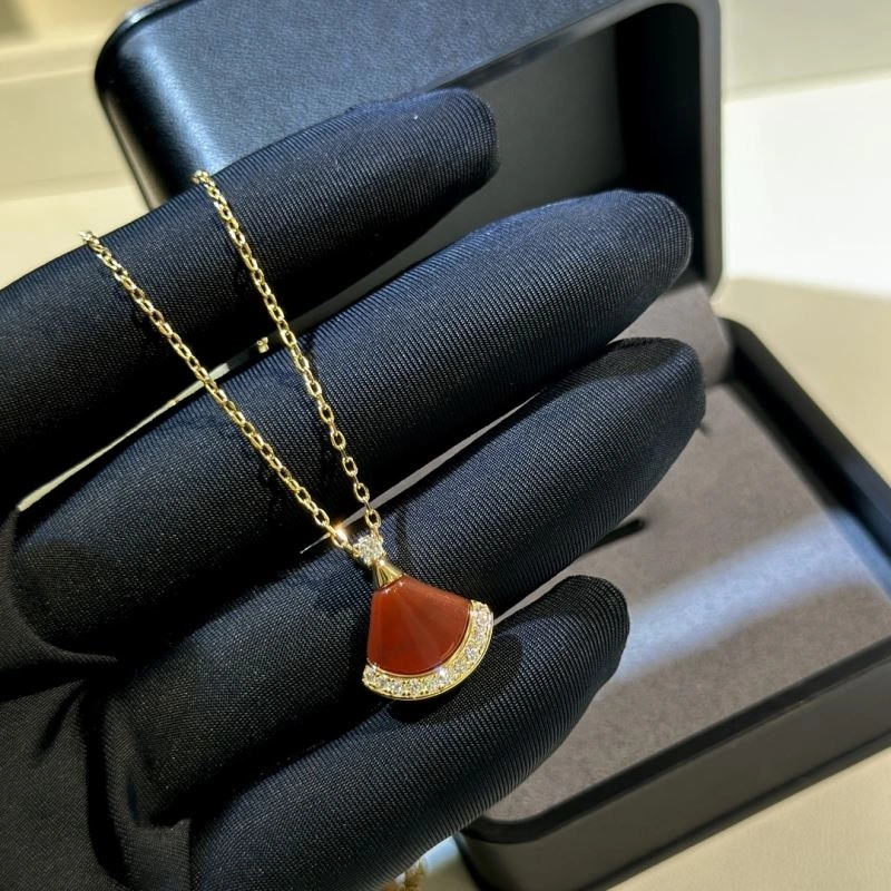 Real Bvlgari Necklaces