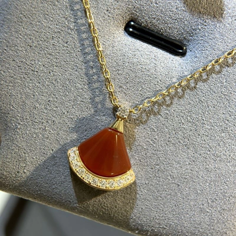 Real Bvlgari Necklaces
