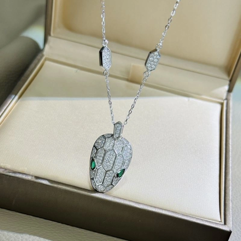 Discounted Bvlgari Necklaces