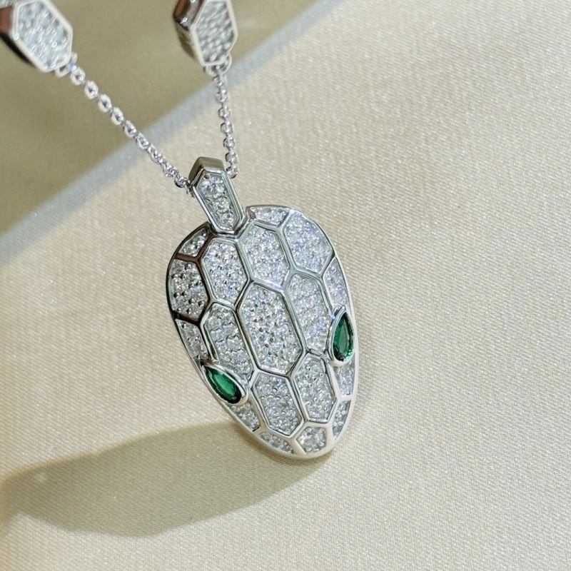 Discounted Bvlgari Necklaces