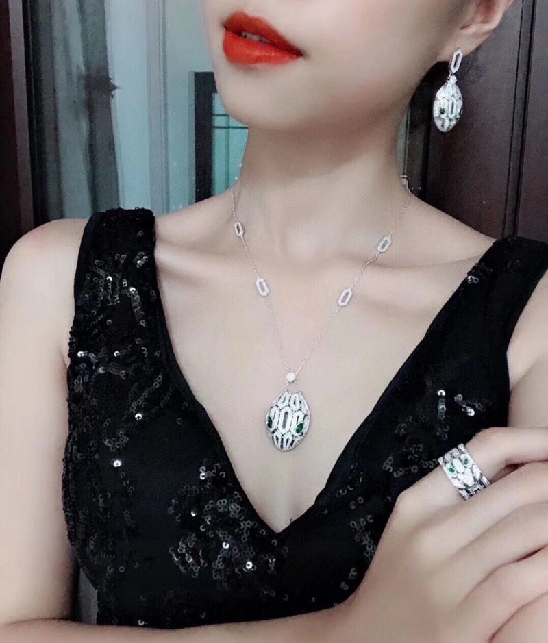 Mirror quality Bvlgari Necklaces