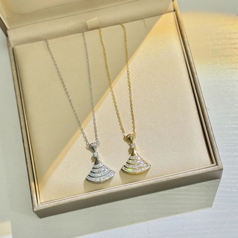 Economical Bvlgari Necklaces