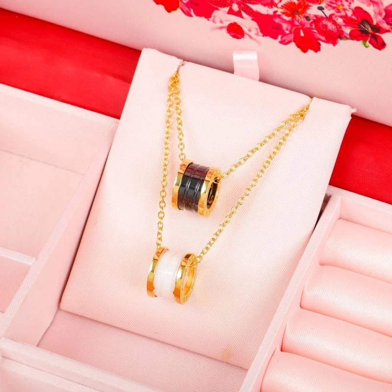 Bargain Bvlgari Necklaces