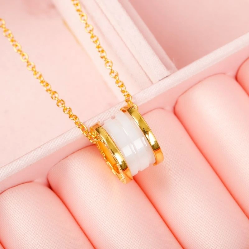 Bargain Bvlgari Necklaces