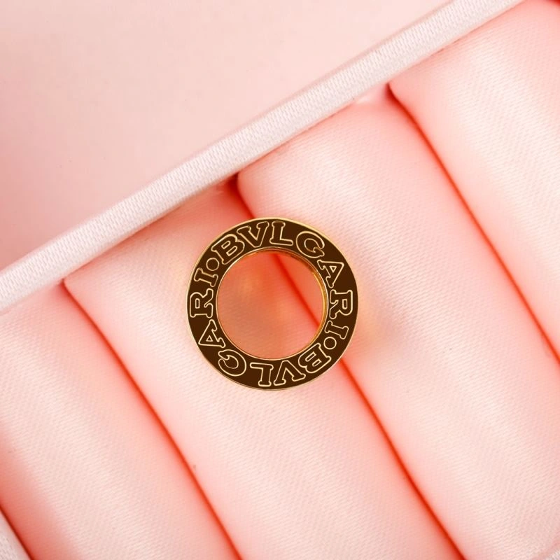 Bargain Bvlgari Necklaces