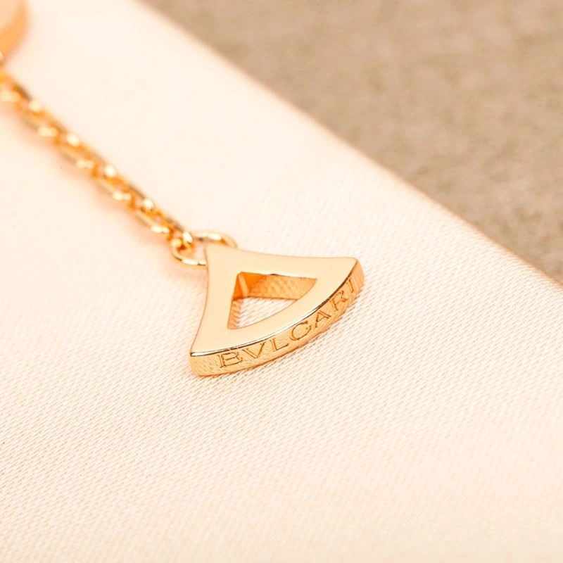 Legit Bvlgari Necklaces